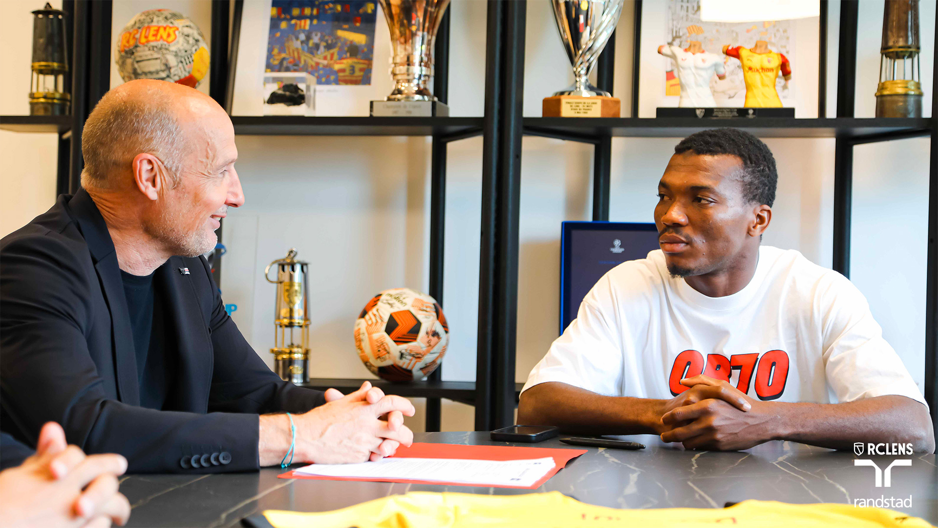 20240808 arrivée Hamzat Ojediran | RC Lens