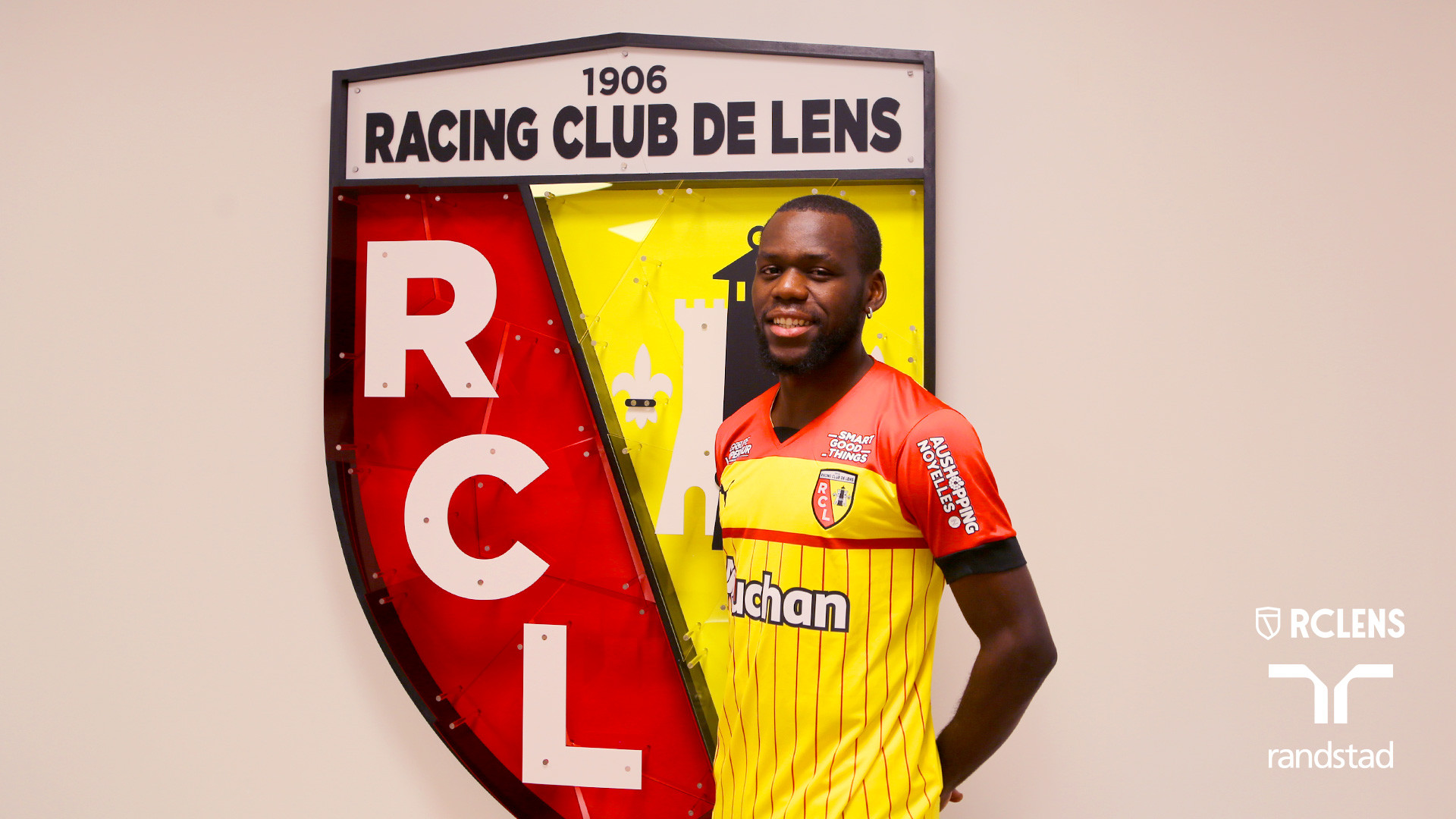 Jean Onana, du coffre dans l'entrejeu | RC Lens